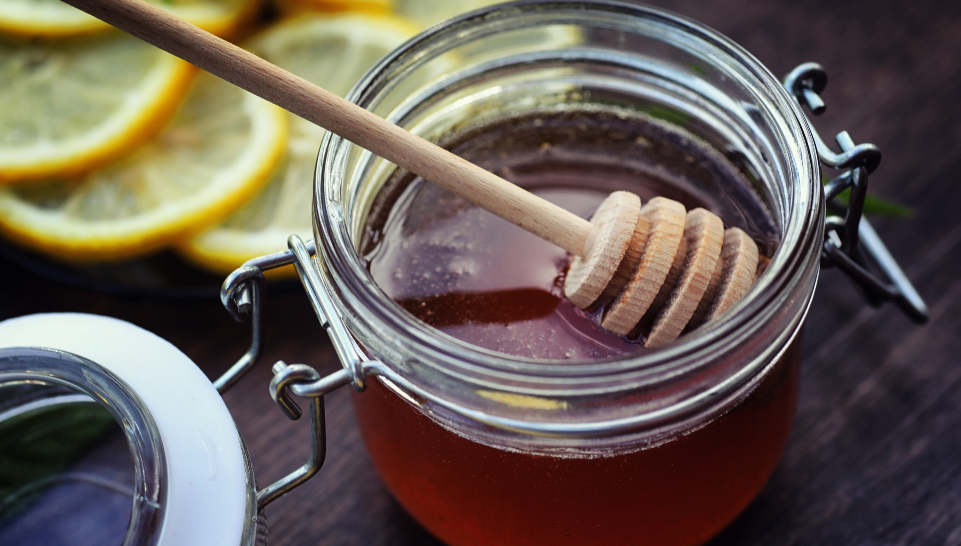 Er honning farlig for barn? Giftinformasjonen - Helsenorge